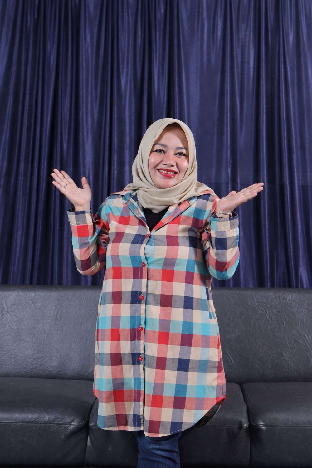 TENAGA PENDIDIK DAN KEPENDIDIKAN – SMA NEGERI 2 LEMBANG | Future is Brighter